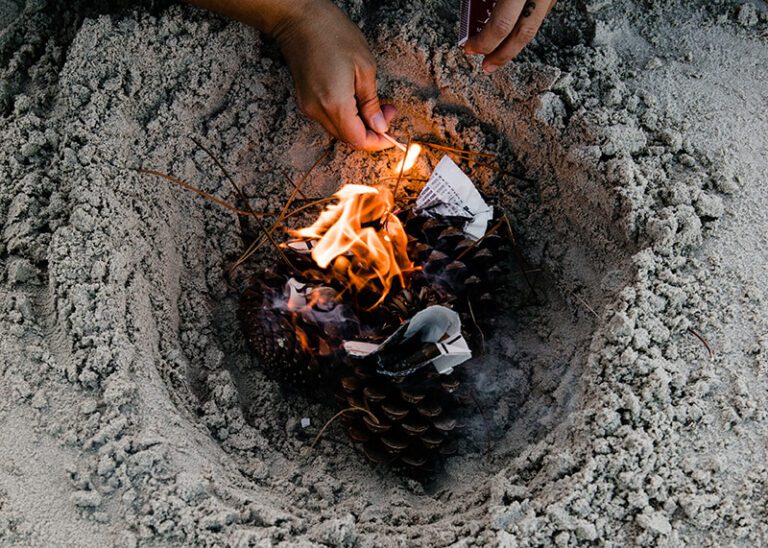 How To Build A Camp Fire Like A Pro In 6 Easy Steps
